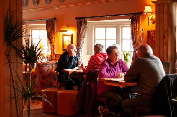 Black Swan, Crawley | Delicious food and drinks in Pease Pottage